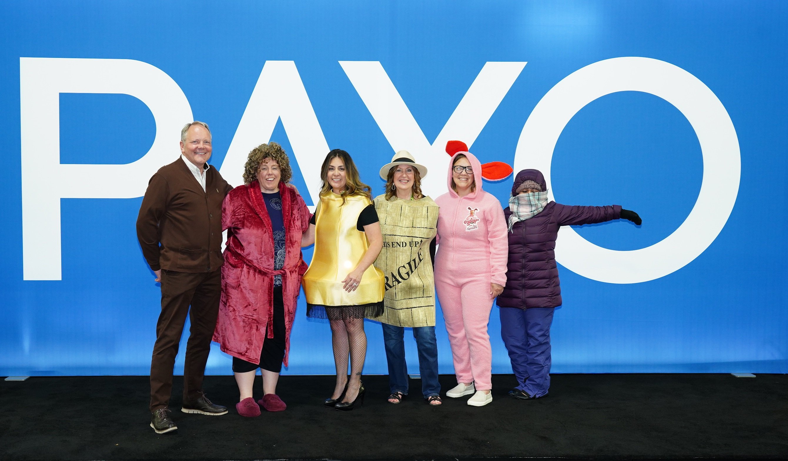 Congress Attendees Shine in Costume Contest